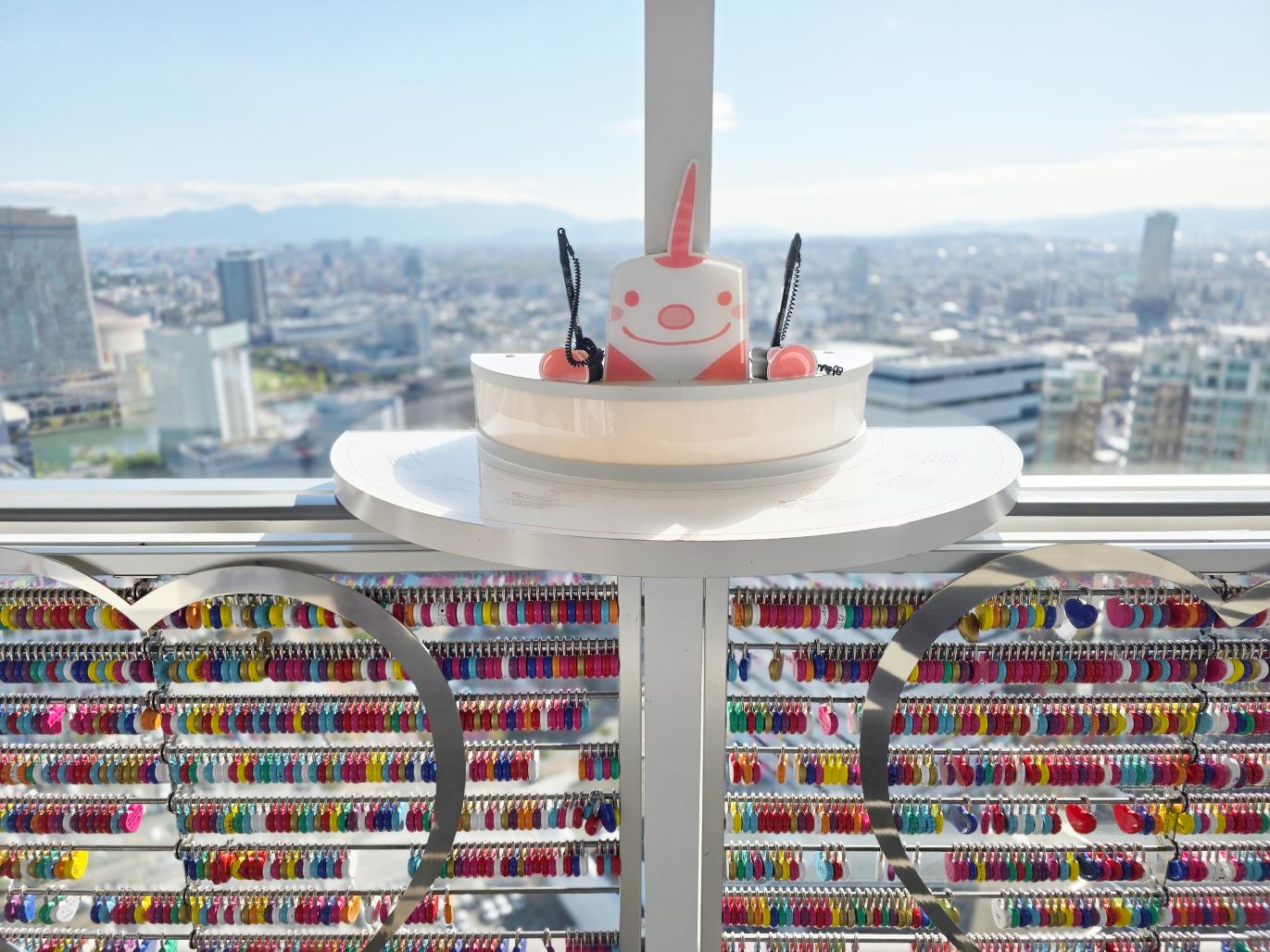 A complete guide to the attractions of Fukuoka Tower, including fees ...